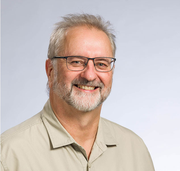 Dr Andrew Rozefelds - Staff profiles | Queensland Museum